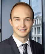 Dentons - Oliver Flis